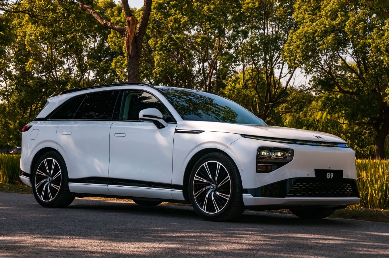 XPENG G9 RWD Standard Range elektryczny - opinie, dane techniczne, cena ...