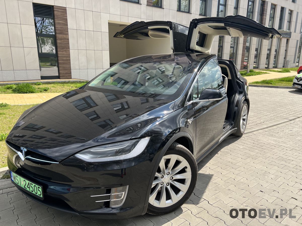 Tesla Model X 60D elektryczny - opinie, dane techniczne, cena, zdjęcia ...