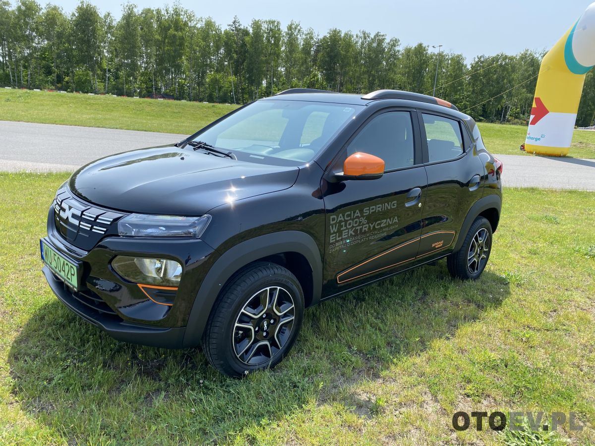 Dacia Spring Electric 45 elektryczny - opinie, dane techniczne, cena ...