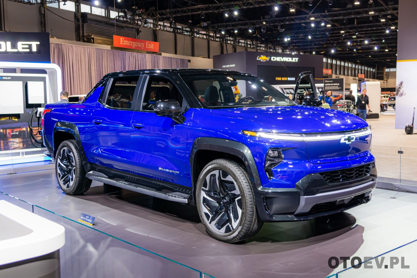 Chevrolet Silverado EV 200 kWh elektryczny - opinie, dane techniczne ...