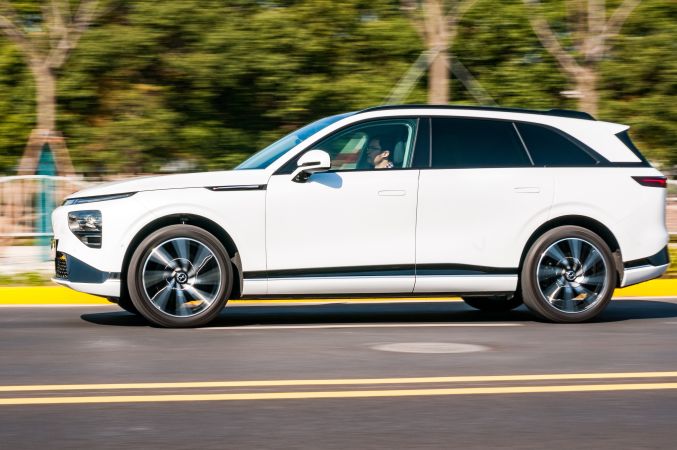 XPENG G9 RWD Standard Range elektryczny - opinie, dane techniczne, cena ...