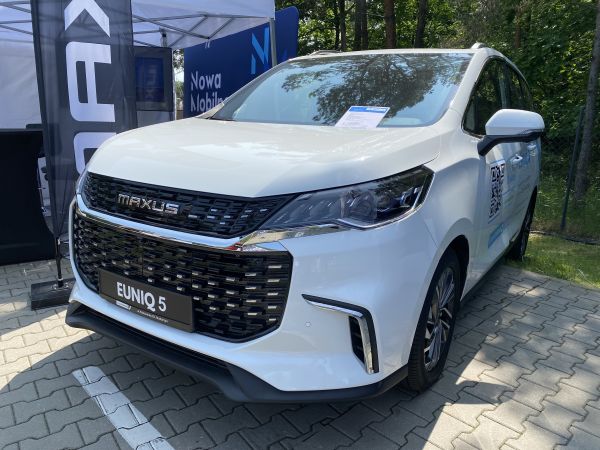 Maxus Euniq5 elektryczny - opinie, dane techniczne, cena, zdjęcia i ... Maxus Euniq5 elektryczny - opinie, dane techniczne, cena, zdjęcia i ...