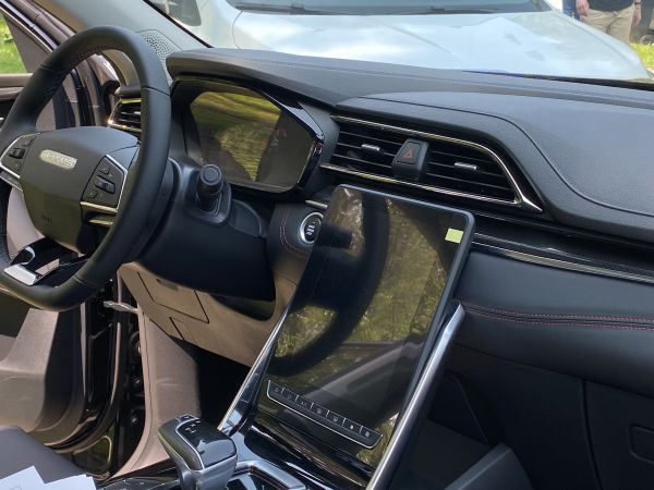 Maxus Euniq6 SUV elektryczny - opinie, dane techniczne, cena, zdjęcia i ... Maxus Euniq6 SUV elektryczny - opinie, dane techniczne, cena, zdjęcia i ...